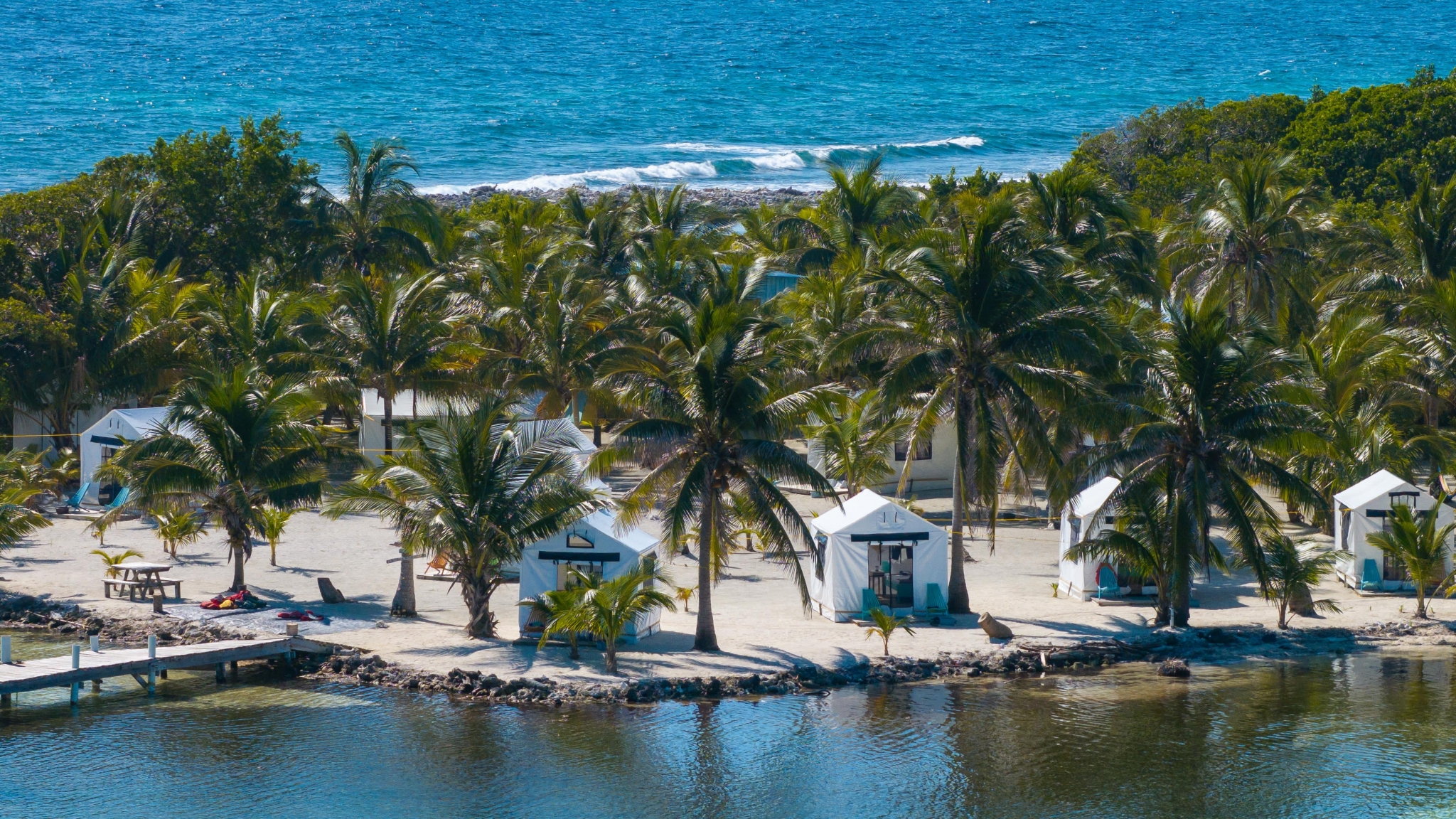 Belize Glovers Reef Photo Gallery | Island Expeditions